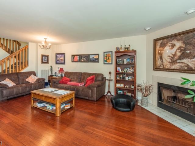 56 Davenport Rd
