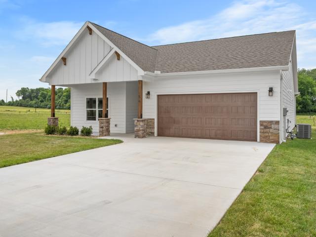 56 Deer Valley Cir