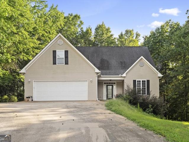 56 Edgar Dr, Commerce, GA 30529