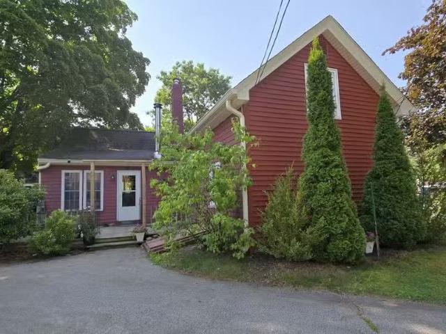 56 Fordway Extension, Derry, NH 03038 MLS 5006377