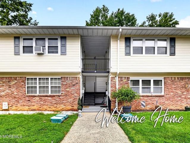 56 Galewood Dr Apt D, Matawan, NJ 07747