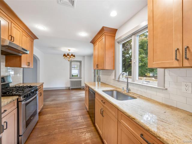 56 Gard Ave, Bronxville, NY 10708 | MLS #935467