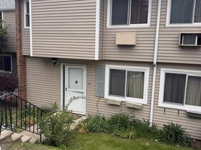 56 Glen Devin St Unit 56, Amesbury, MA 01913