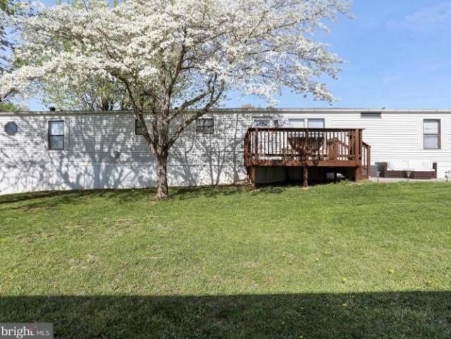 56 Hammock Dr, Inwood, WV 25428