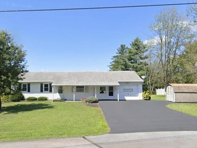 56 Hillview Rd, Birdsboro, PA 19508