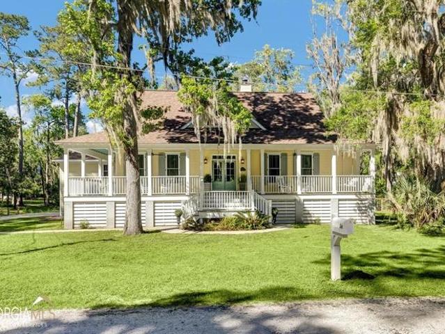 56 Honey Bee Rd, Savannah, GA 31419