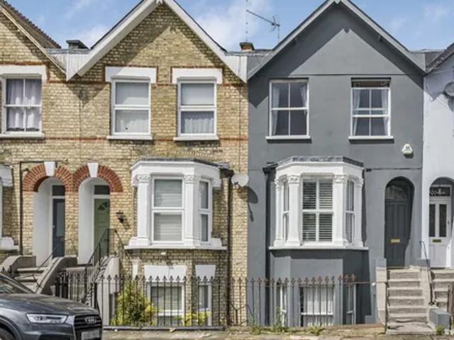 56 Holly Park Road, London, N11 3HD, United Kingdom | 4 bed townhouse for rent #167487757 | Rentberry