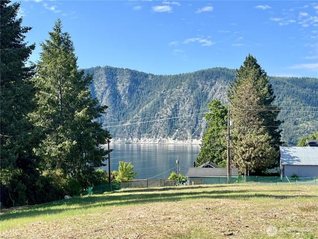 56 Indigo Ln, Manson, WA 98831 | MLS #2494 | Compass