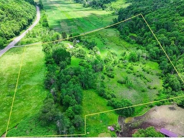 56 Ketchum Rd, Columbia Cross Roads, PA 16914