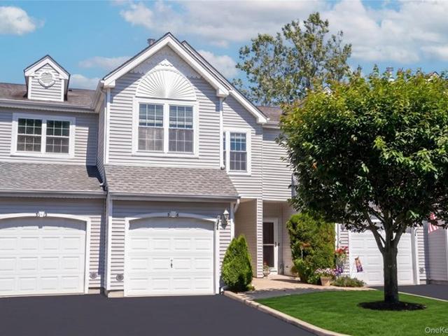 56 Leeward Ct, Port Jefferson, NY 11777