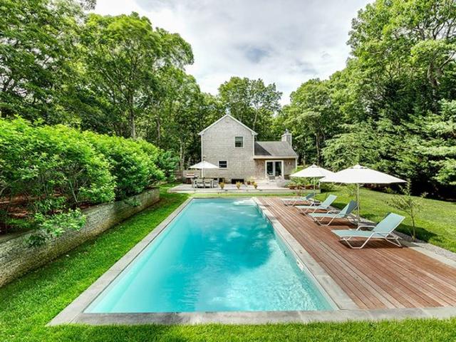 56 Lincoln Ave, East Hampton, NY 11937