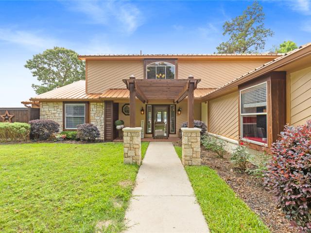 56 Magnolia Drive