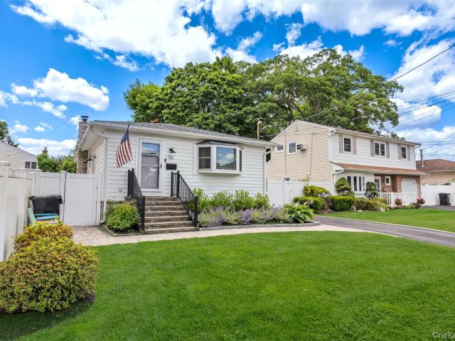 56 Morris Avenue