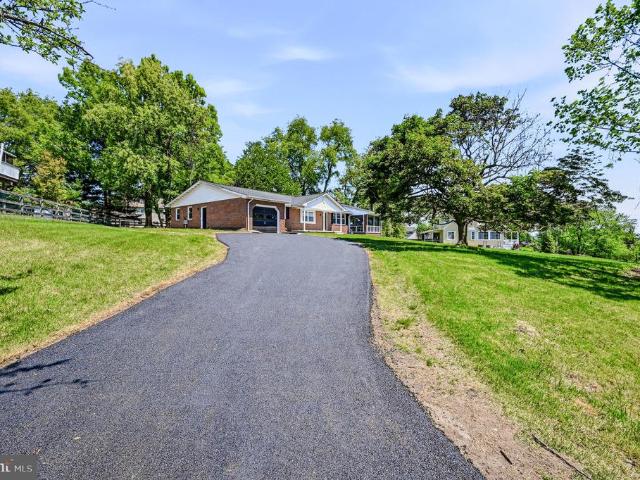 56 Mowbray Lane