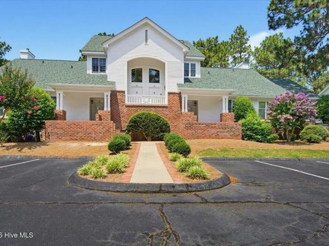 56 N Knoll Rd Unit 56, Southern Pines, NC 28387