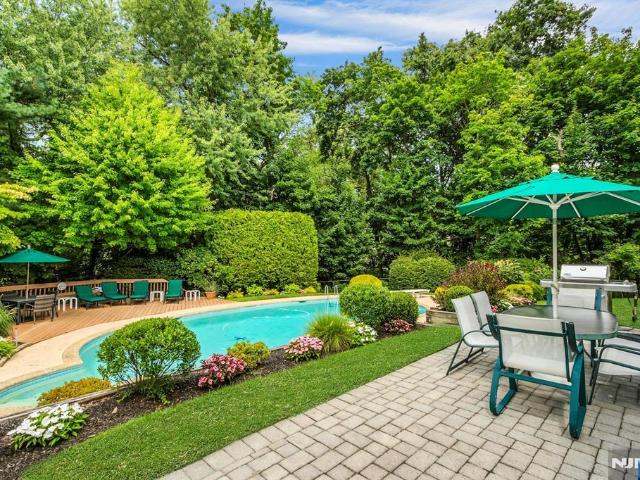 56 O Shaughnessy Lane