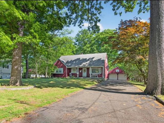 56 Oak Rd, New City, NY 10956