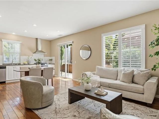 56 Pathway, Irvine, CA 92618