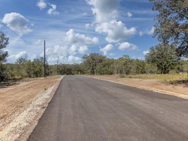 56 Post Oak Rd, Gonzales, TX 78629 | MLS #5752