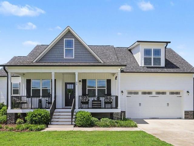 56 Rickenbacker Dr, Zebulon, NC 27597