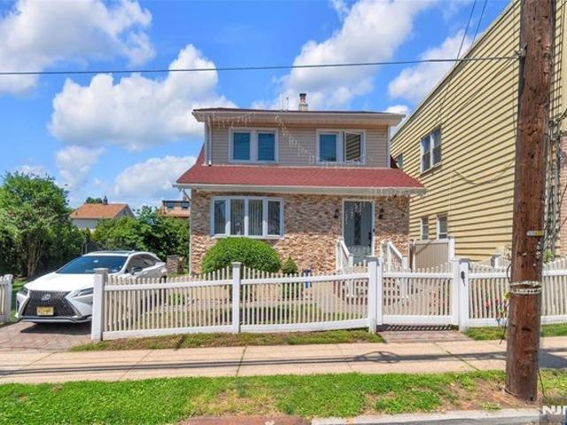 56 Ridgefield Ave, Ridgefield Park, NJ 07660