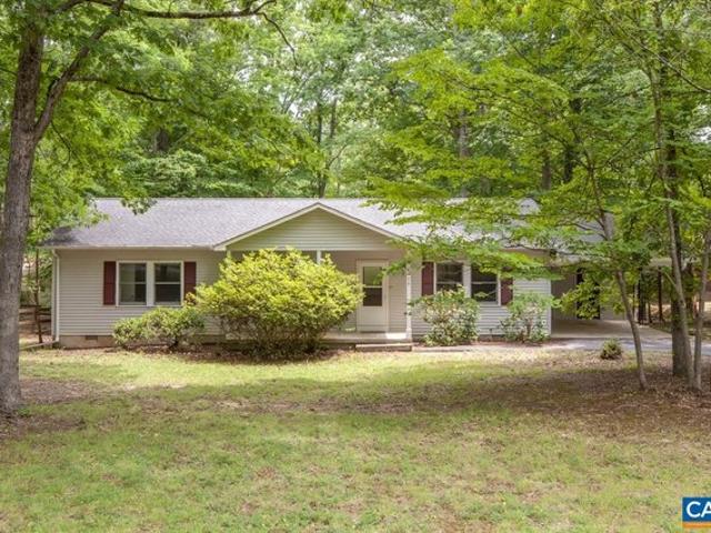 56 Riverside Dr, Palmyra, VA 22963