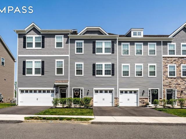 56 Rome Way, Mount Laurel, NJ