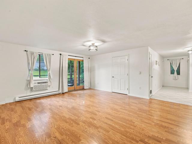 56 Robert Court # C