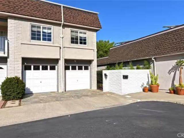 56 Seton Rd, Irvine, CA 92612 MLS# OC25035741