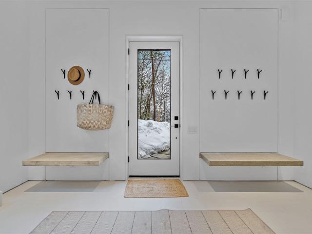 56 Seymour St, Concord, MA 01742 | MLS #73484 | Compass