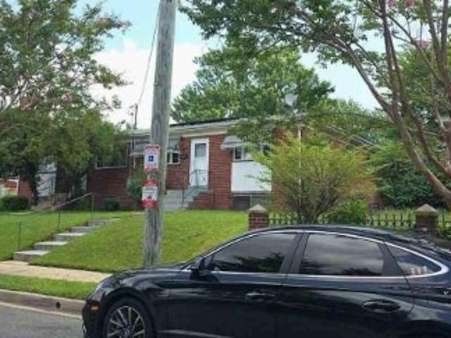 56th St SE