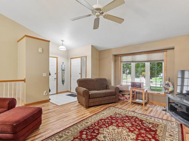 5704 NW 93rd Street