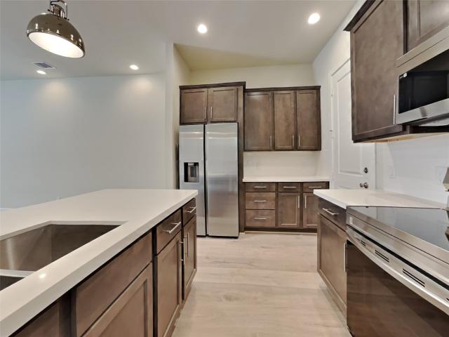 5704 Quinn Landing Rd, Houston, TX 77091 | MLS #28870 | Compass