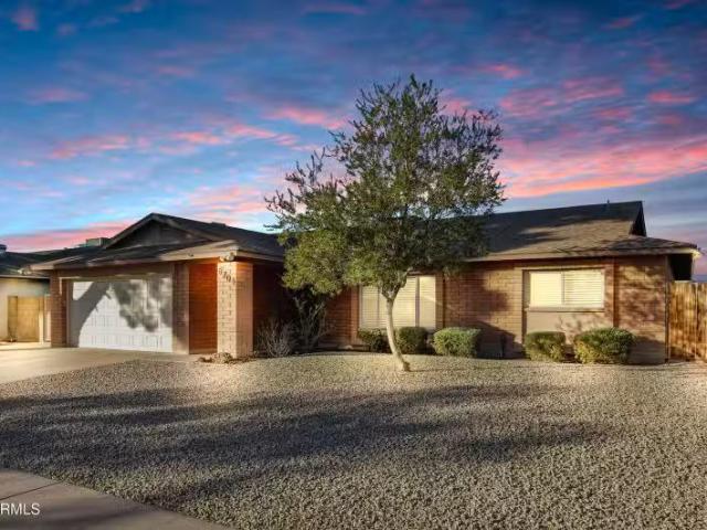 5704 W Hearn Rd, Glendale, AZ 85306 MLS 6793487