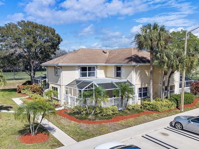 5704 Wheatley Ct, Boynton Beach, FL 33436