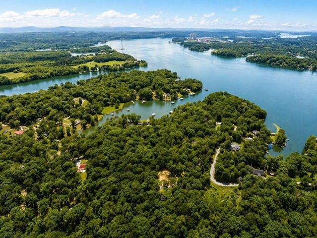 5705 Dogwood Dr, Harrison, TN 37341