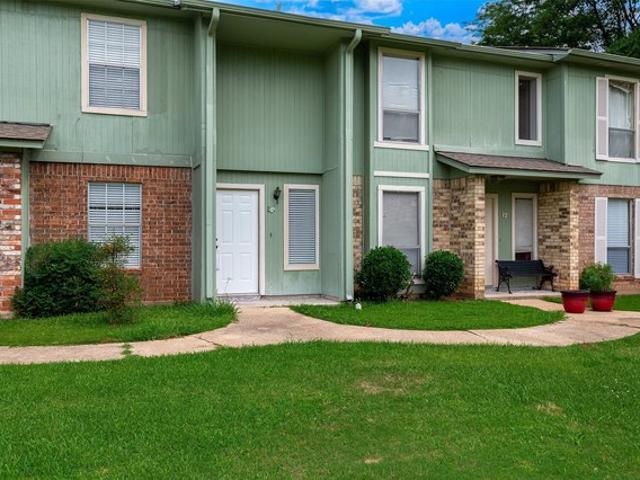 5705 E Texas St Apt 16, Bossier City, LA 71111