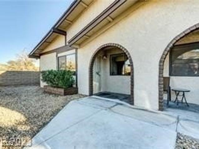 5705 Smoke Ranch Rd Unit B, Las Vegas, NV 89108