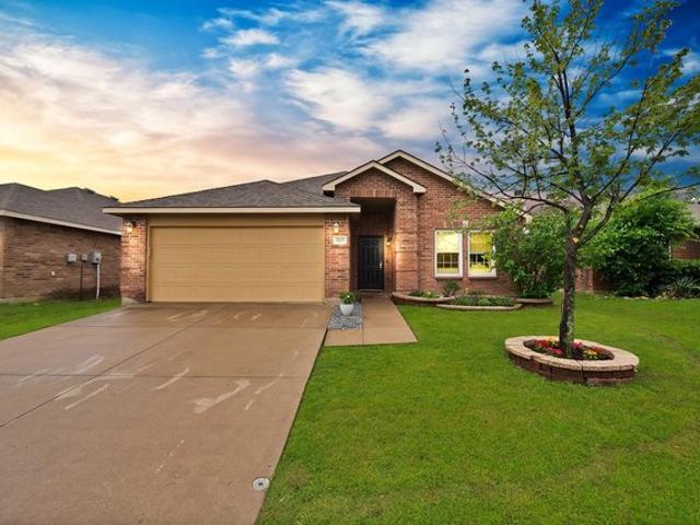 5705 Talons Crest Cir, Fort Worth, TX 76179