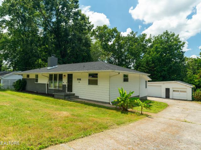 5705 Wassman Rd