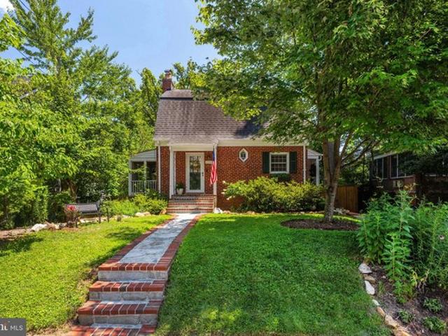 5706 9th Rd N, Arlington, VA 22205