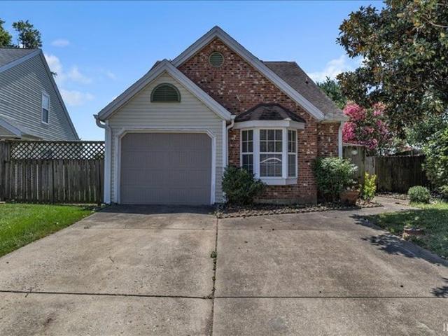 5707 Crossfield Dr, Evansville, IN 47715
