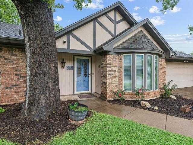 5707 Trail Crest Dr, Arlington, TX 76017 | MLS #21247 | Compass