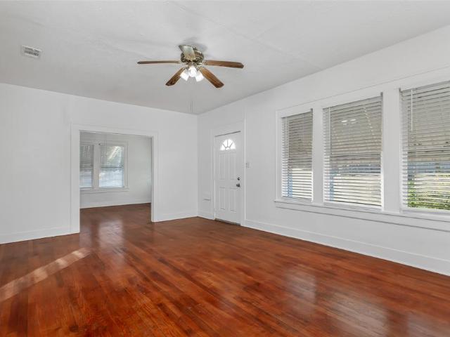5708 Live Oak Street