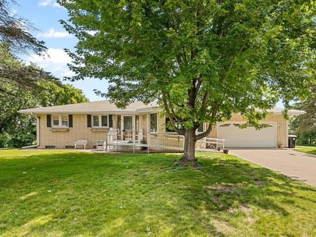 5708 st N, Hugo, MN 55038
