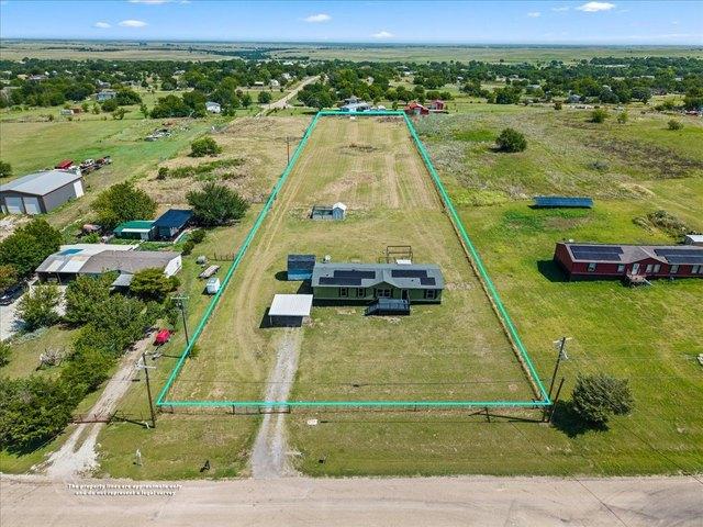 5708 Texas St, Joshua, TX 76058