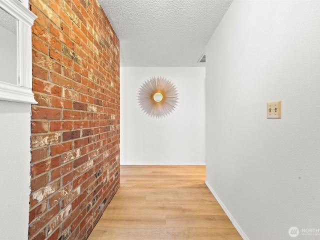 5708 78th Street E