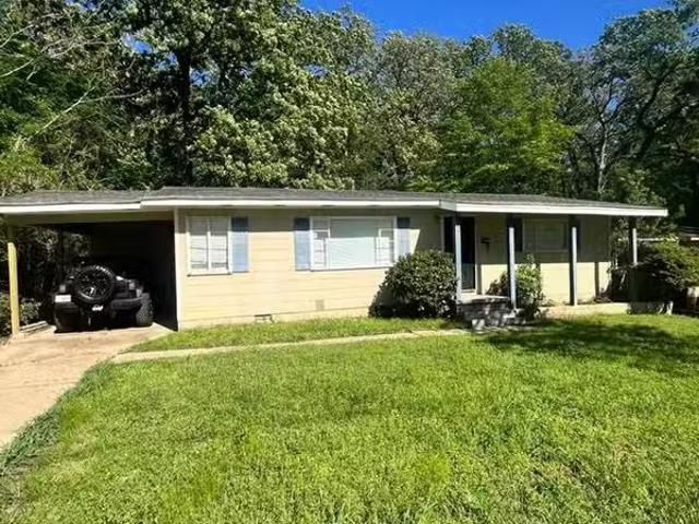 57090486 2820 Oak Forest Dr