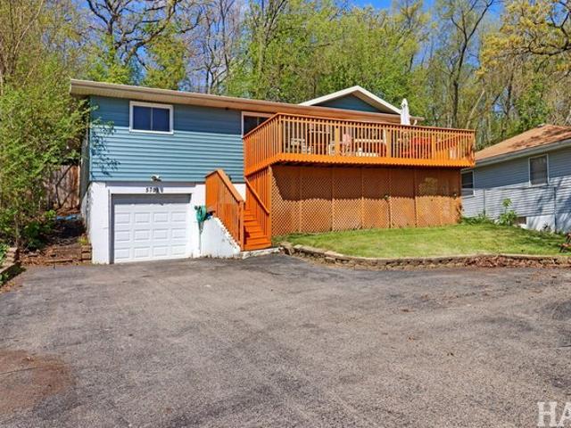 5709 Fox Lake Rd, Mchenry, IL 60051