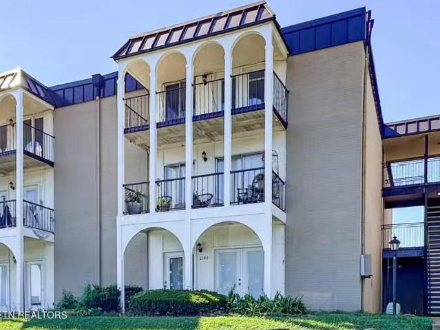 5709 LYONS VIEW PIKE APT 6304, KNOXVILLE, TN 37919 Condo/Townh.